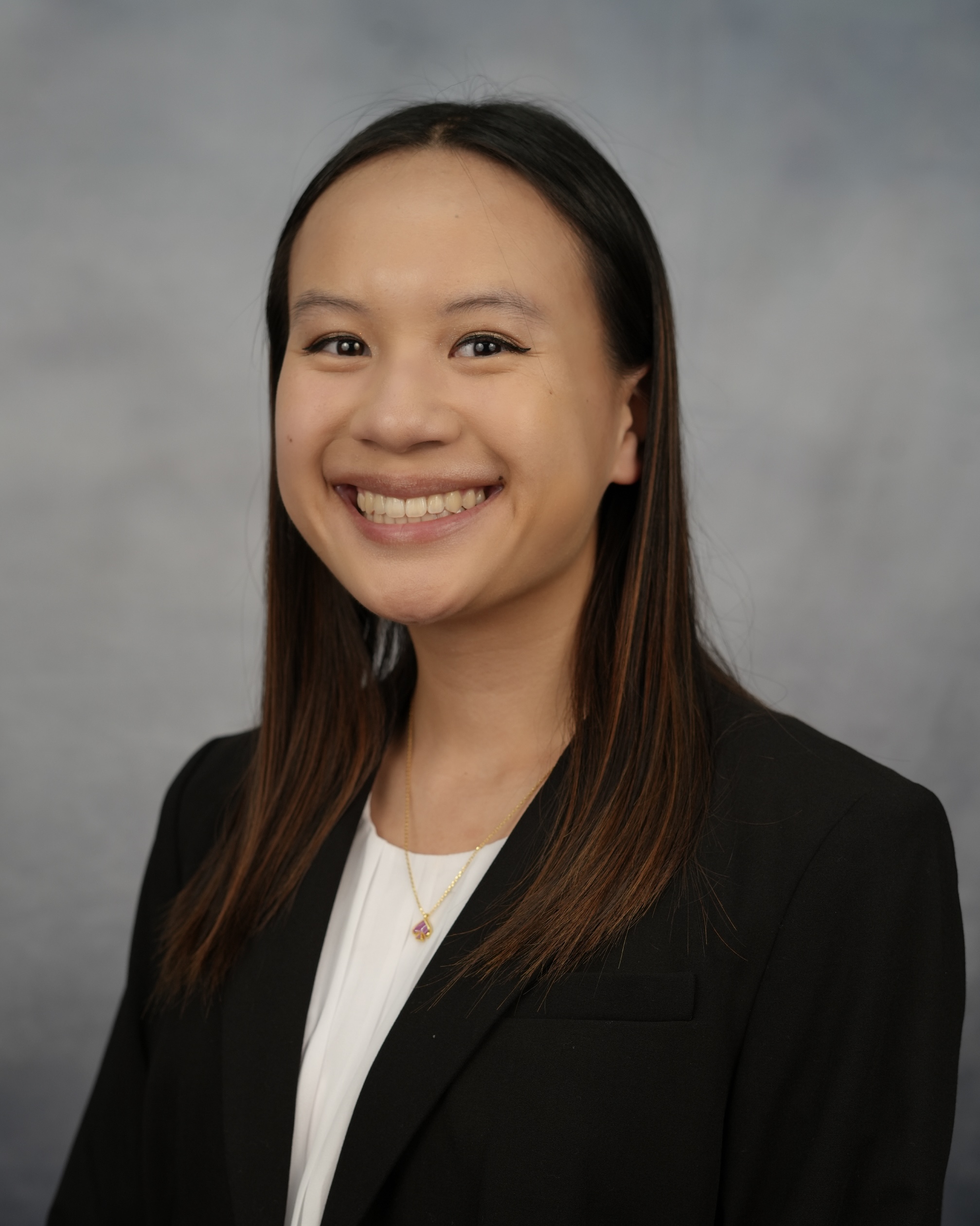 Tracy Ly | Health Professions Advising Office